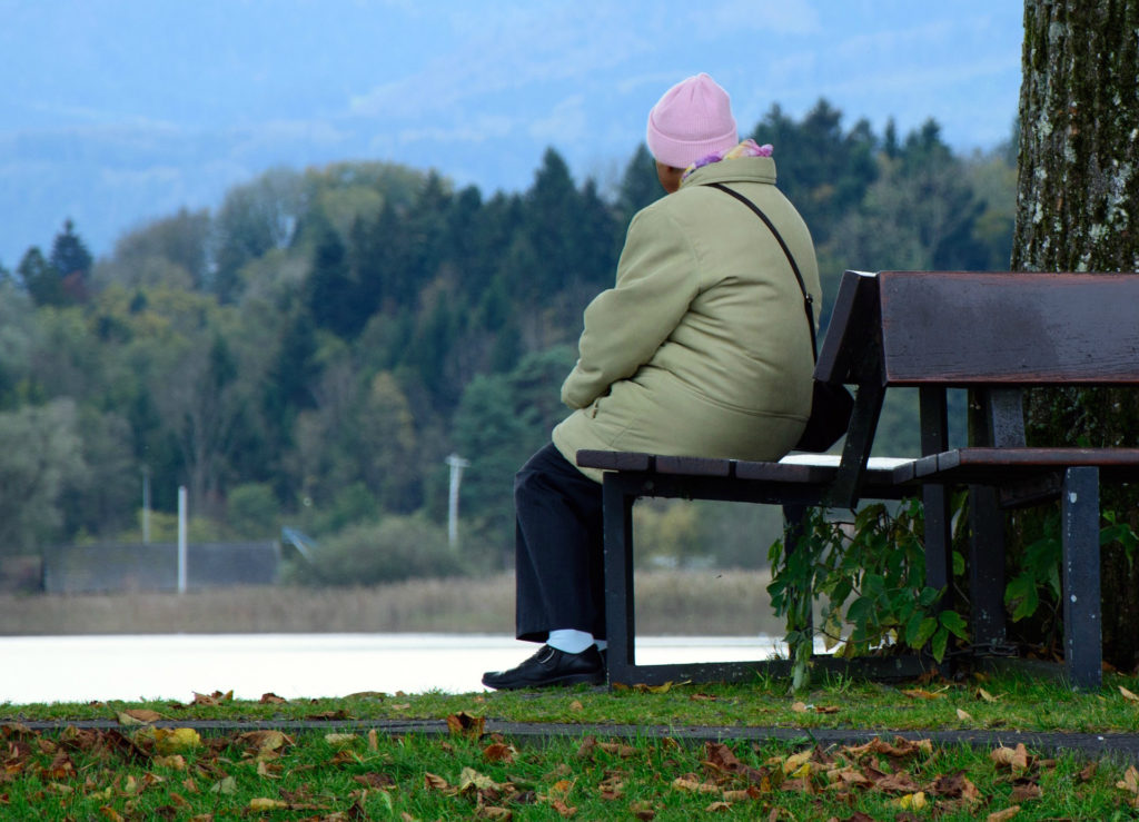 Preventing Social Isolation in Seniors | Sagepoint Senior Living Services